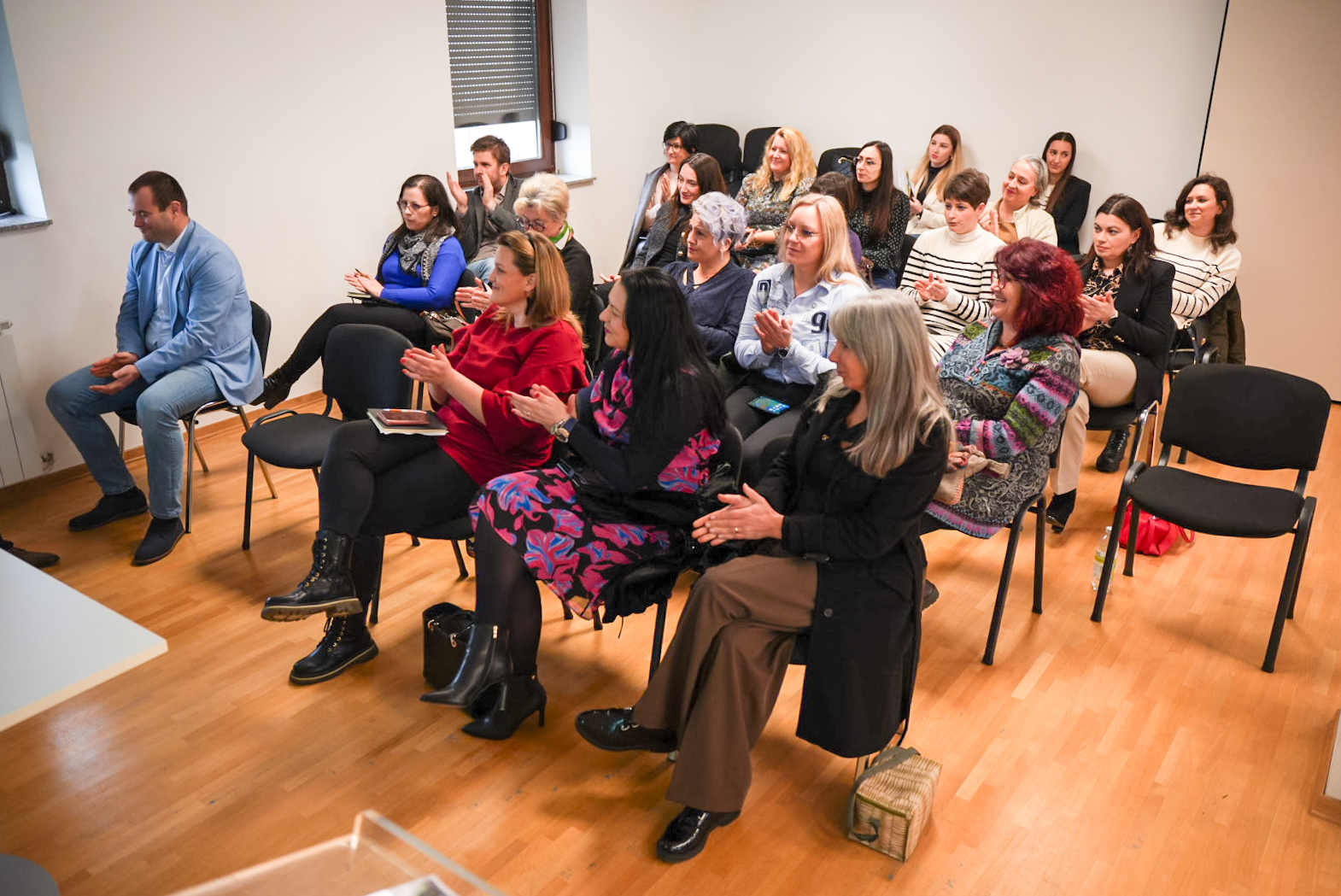 Networking, visibility, and collaboration: key challenges for ...